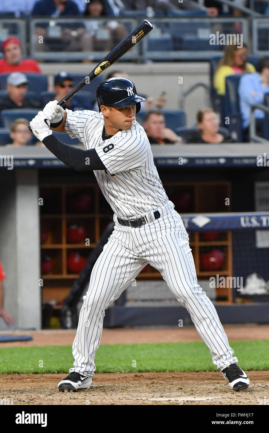 the Bronx, New York, USA. 7th June, 2016. Rob Refsnyder (Yankees), JUNE ...