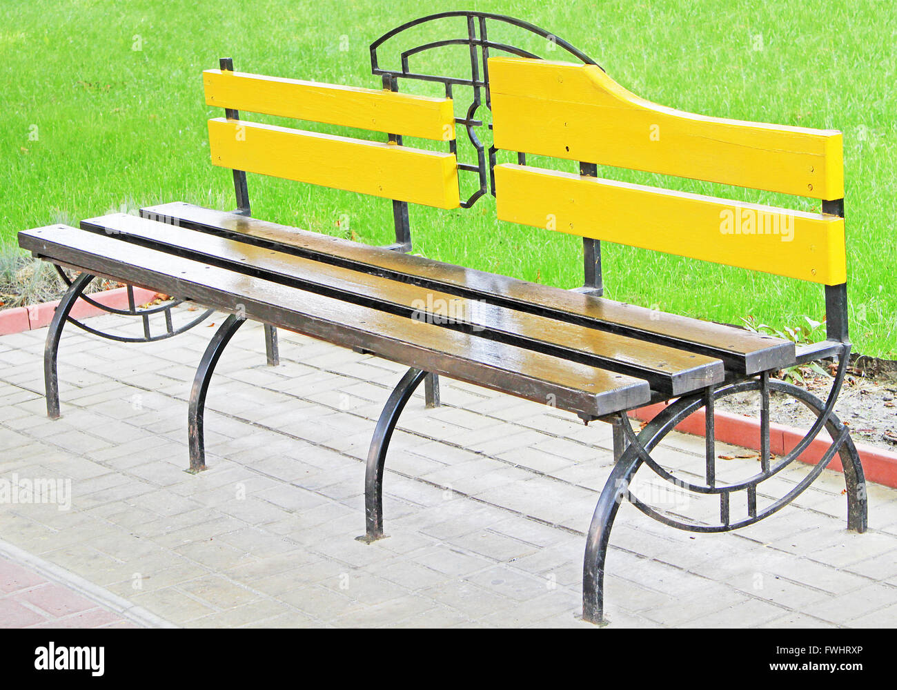 Bench in the park Stock Photo - Alamy