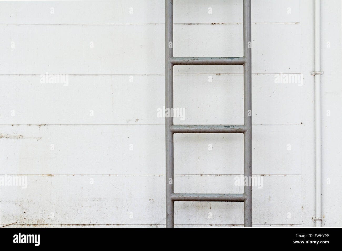 Steel wall ladder hi-res stock photography and images - Alamy