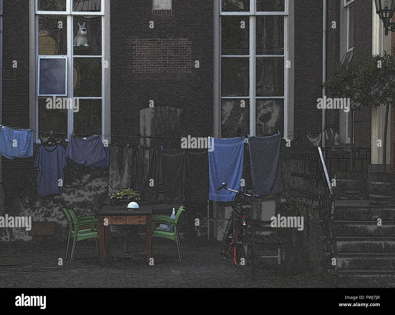 Hanging on side of building hi-res stock photography and images - Alamy