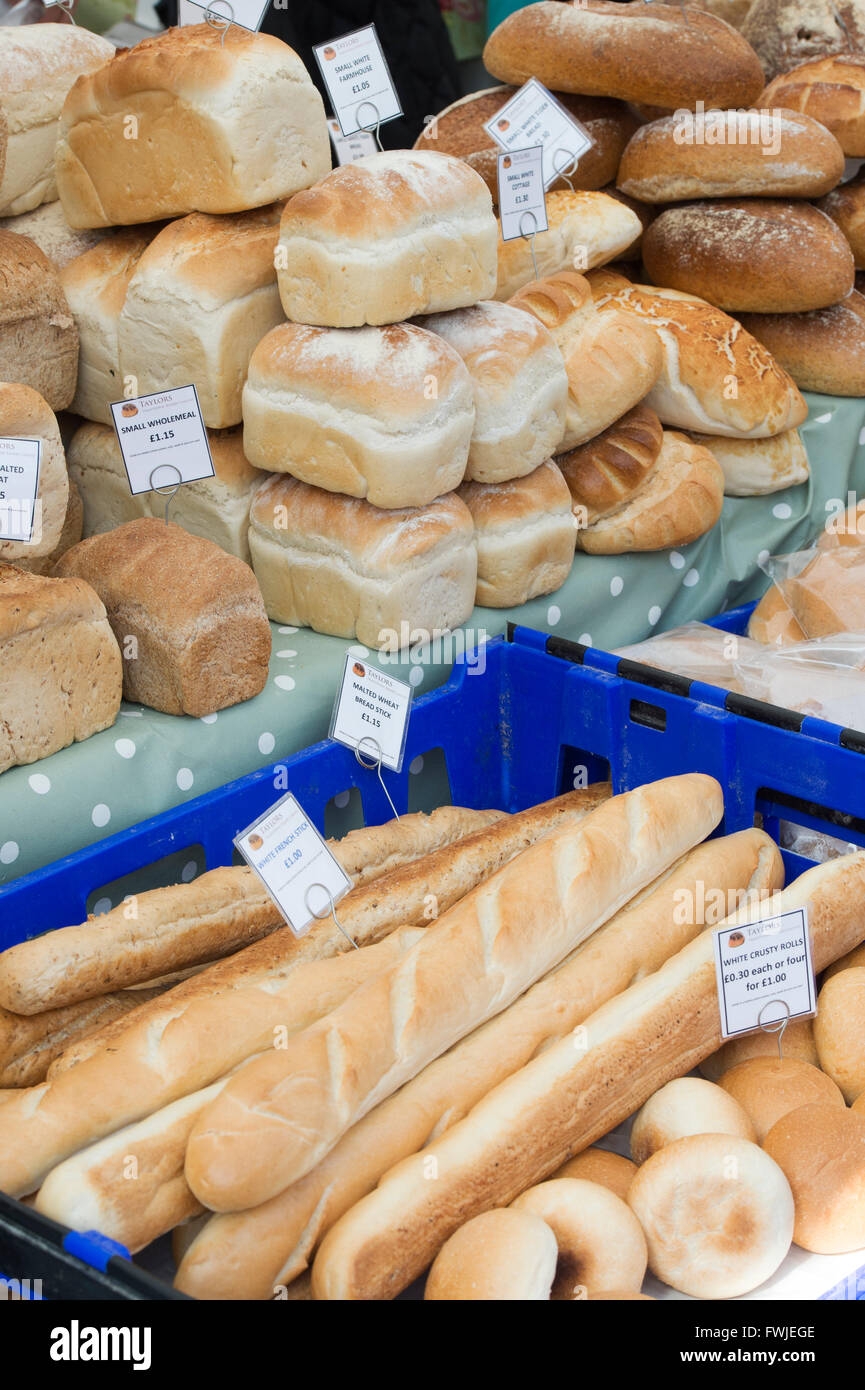 Market stall selling bread hi-res stock photography and images - Alamy