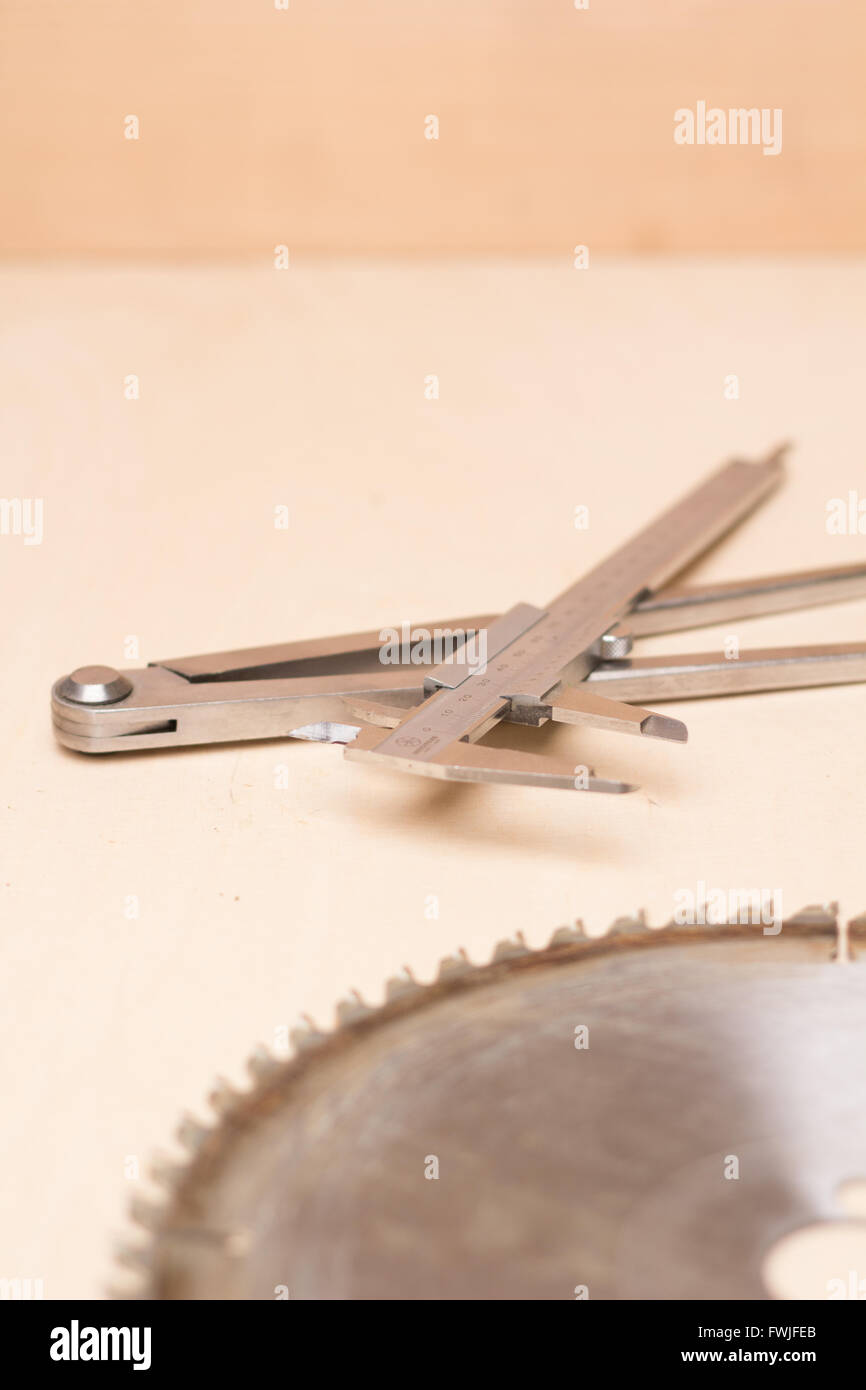 Work circular hi-res stock photography and images - Alamy