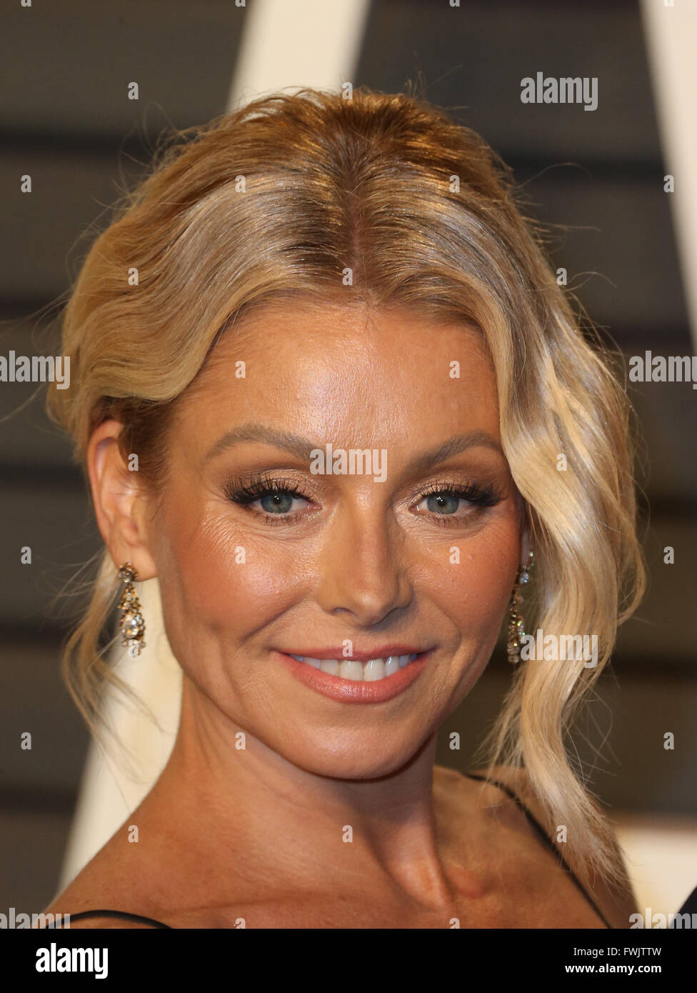 Vanity Fair Oscar Party at Wallis Annenberg Center for Performing Arts ...