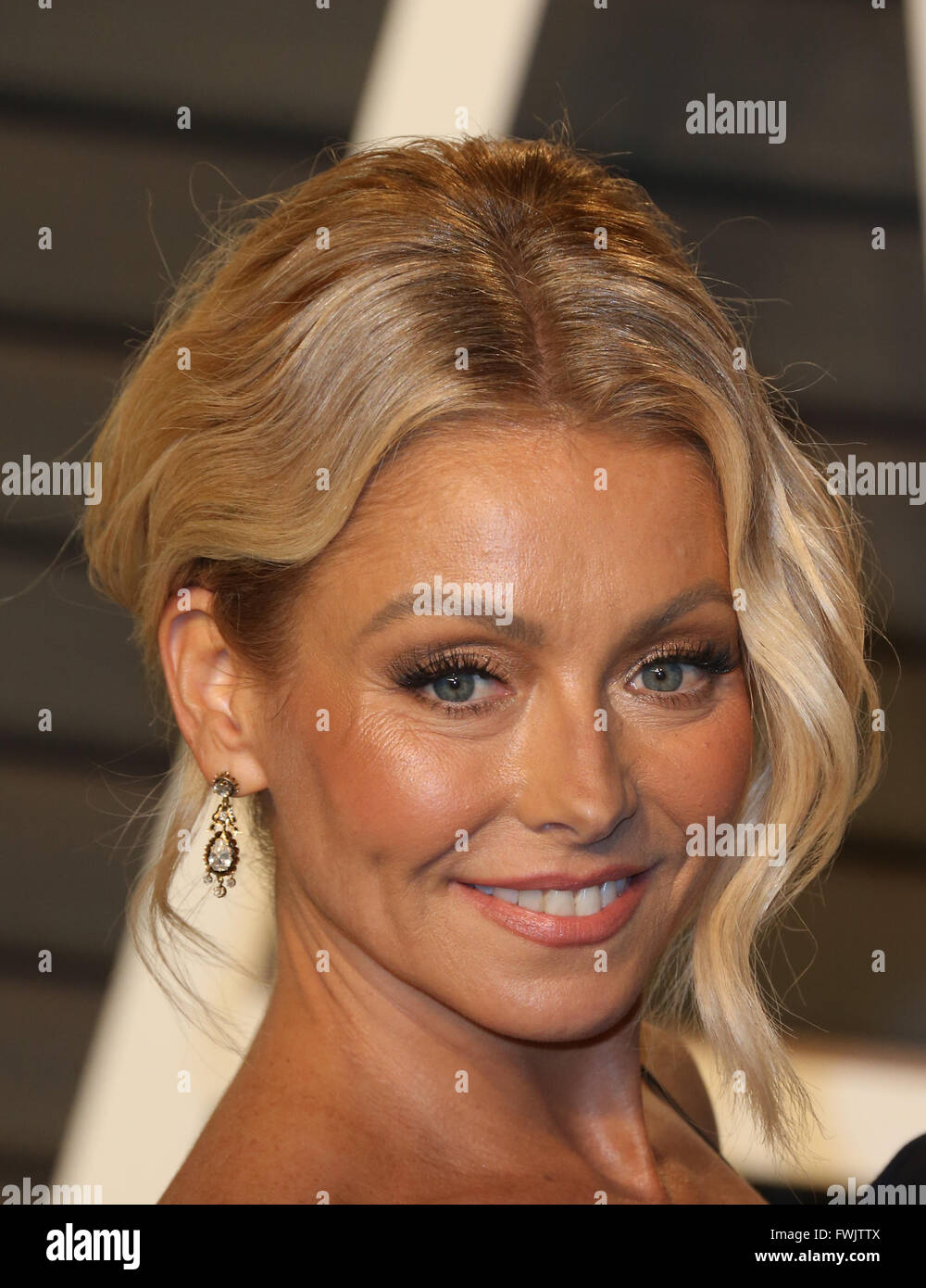 Vanity Fair Oscar Party at Wallis Annenberg Center for Performing Arts ...