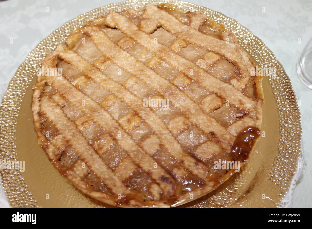 traditional italian sweet called "Pastiera Neapolitan Stock Photo - Alamy