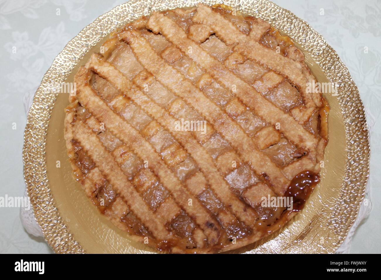 traditional italian sweet called "Pastiera Neapolitan Stock Photo - Alamy