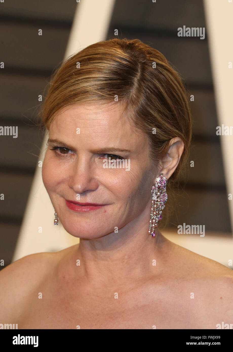 Vanity Fair Oscar Party at Wallis Annenberg Center for Performing Arts ...