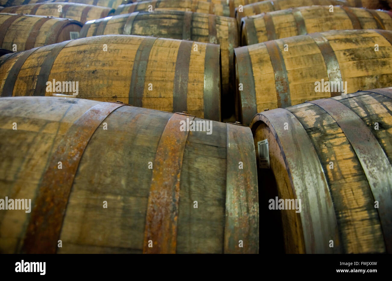 Whiskey barrel barrels hi-res stock photography and images - Alamy