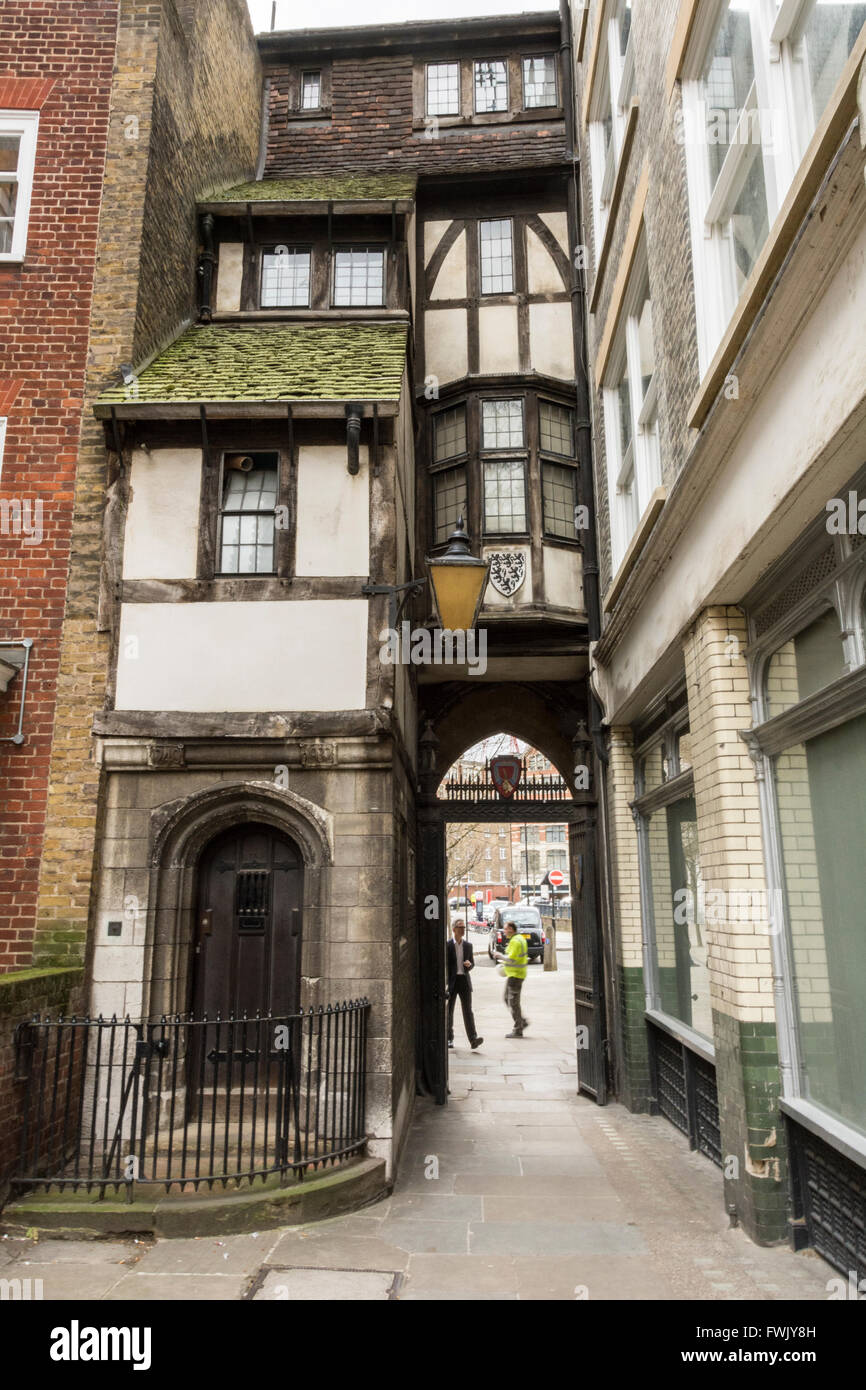 Smithfield entrance hi-res stock photography and images - Alamy