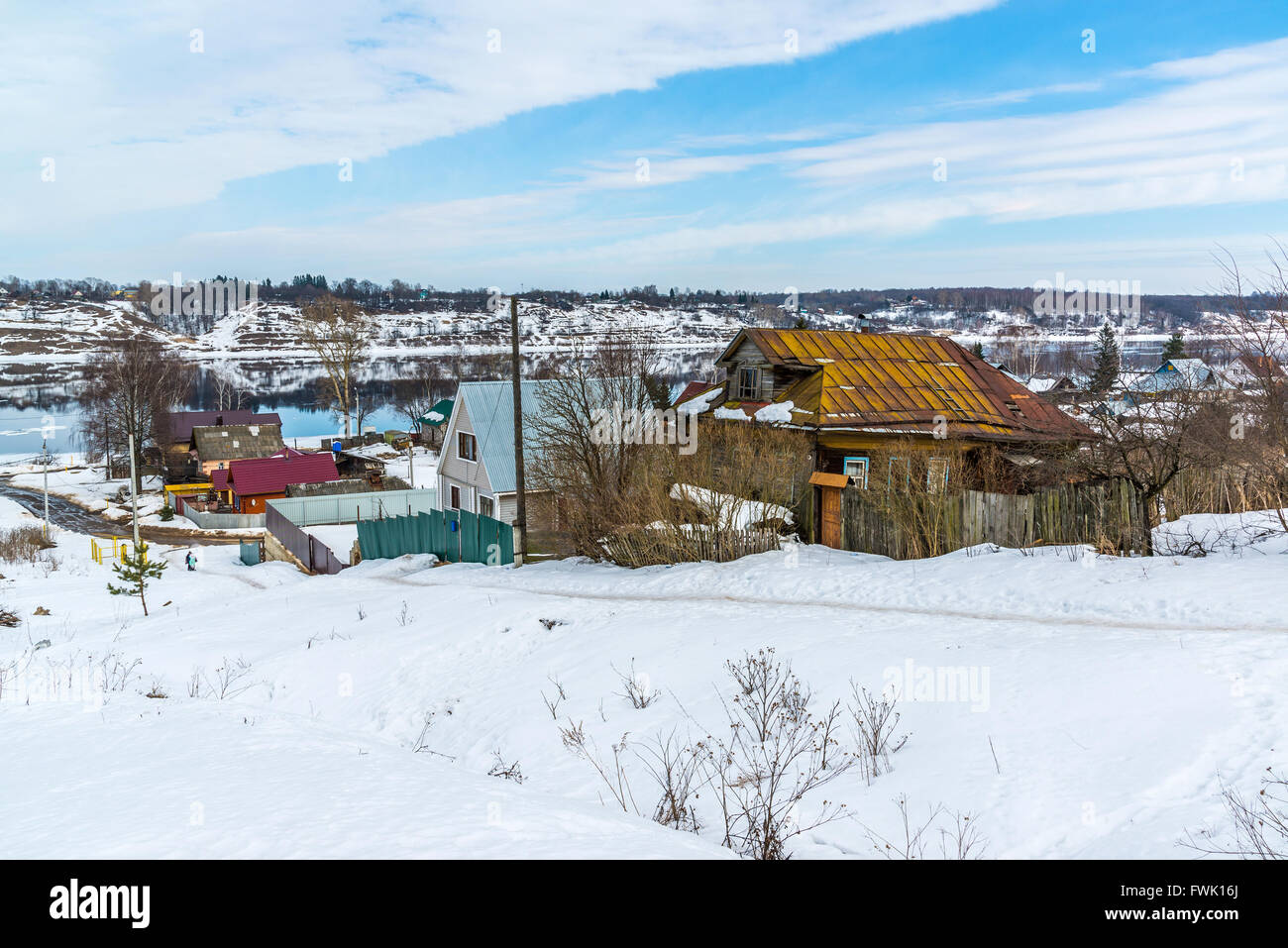 Volga river village hi-res stock photography and images - Alamy
