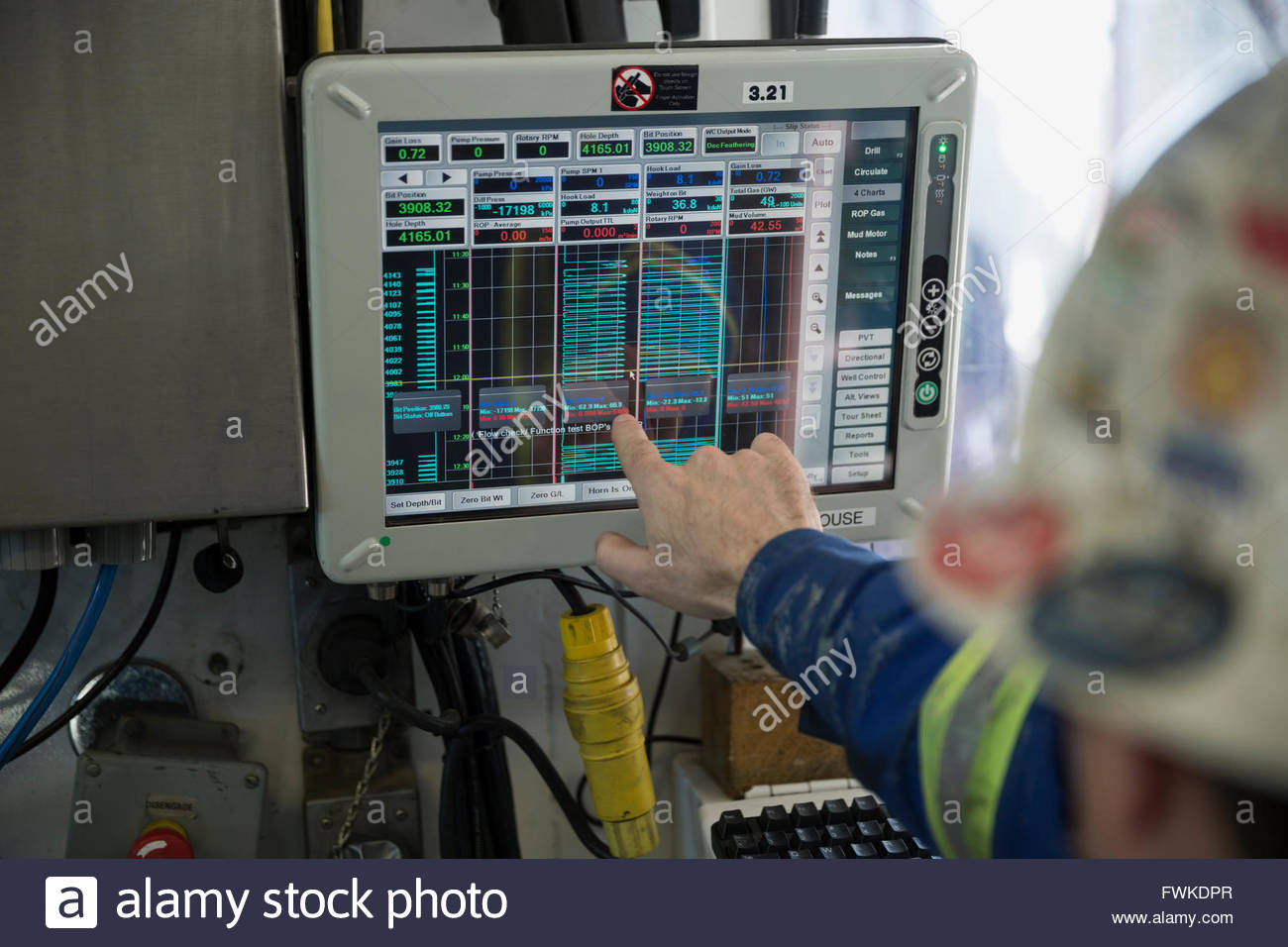 Control room oil rig hi-res stock photography and images - Alamy