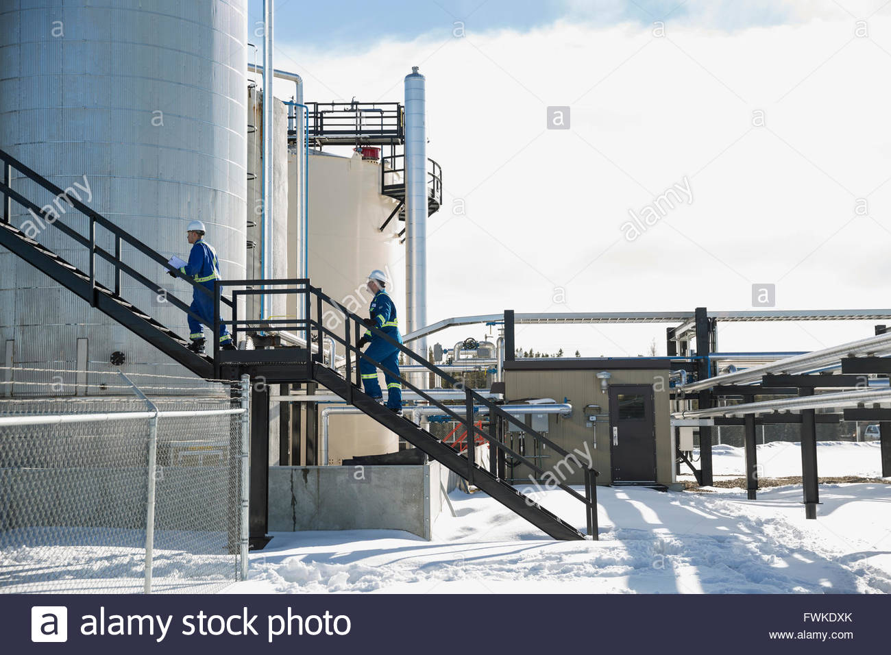 Ascending stairs hi-res stock photography and images - Alamy