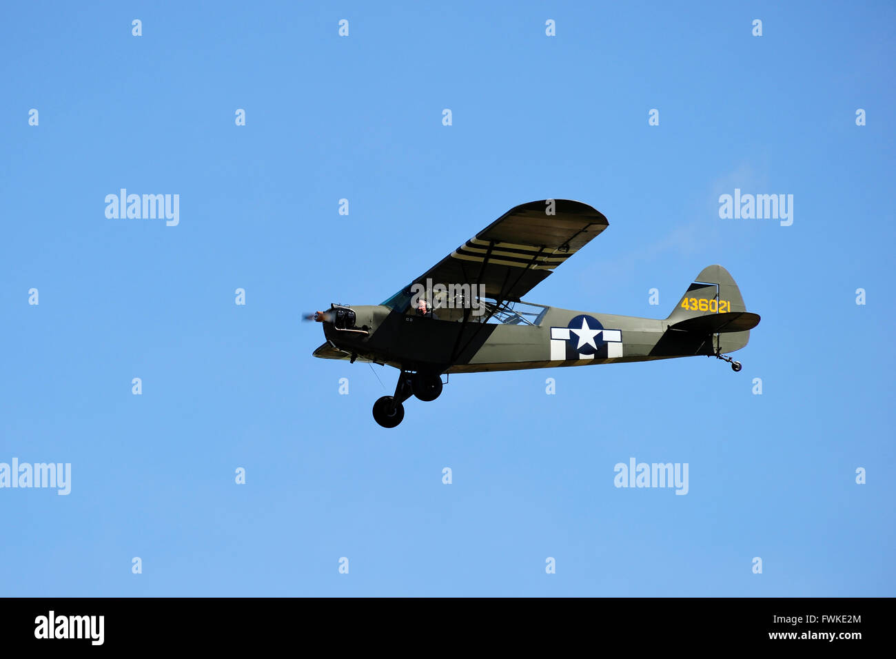 Piper j 3 cub hi-res stock photography and images - Alamy