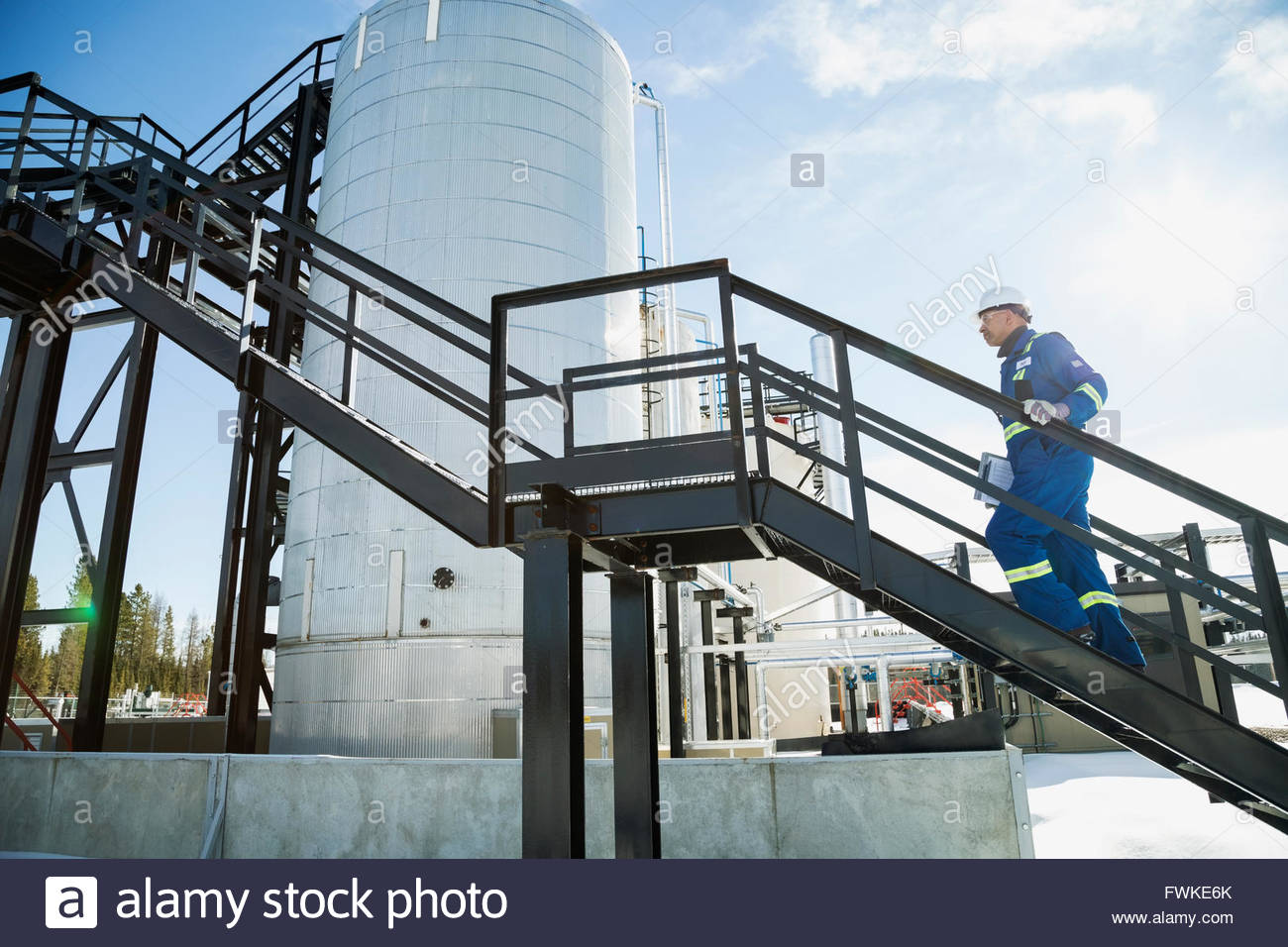 Man men ascending stairs hi-res stock photography and images - Alamy