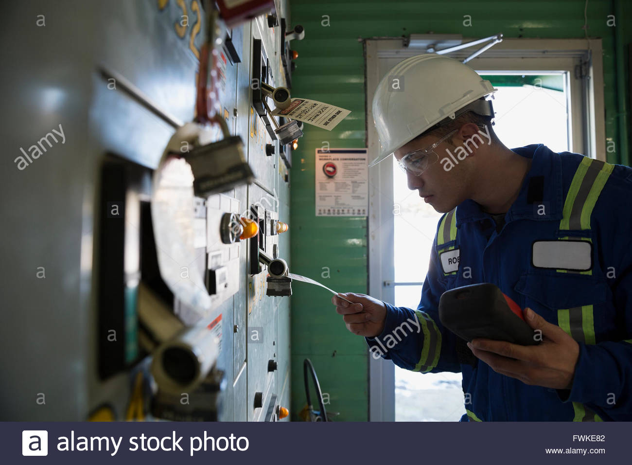 Engineer control panel hi-res stock photography and images - Alamy