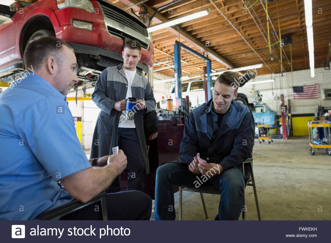 Mechanics repair hi-res stock photography and images - Alamy