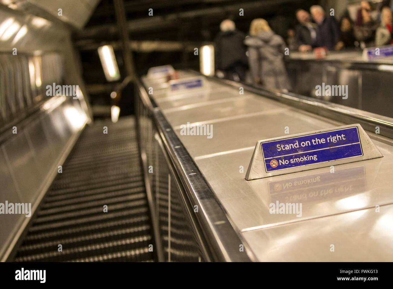London uk london underground escalators hi-res stock photography and ...