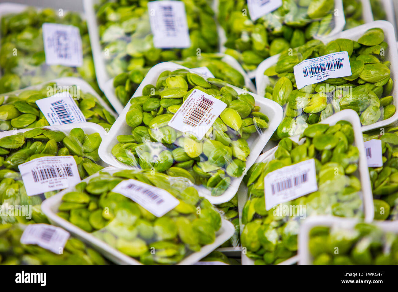 London Chinatown Vegetable Market Sator Beans Stock Photo - Alamy