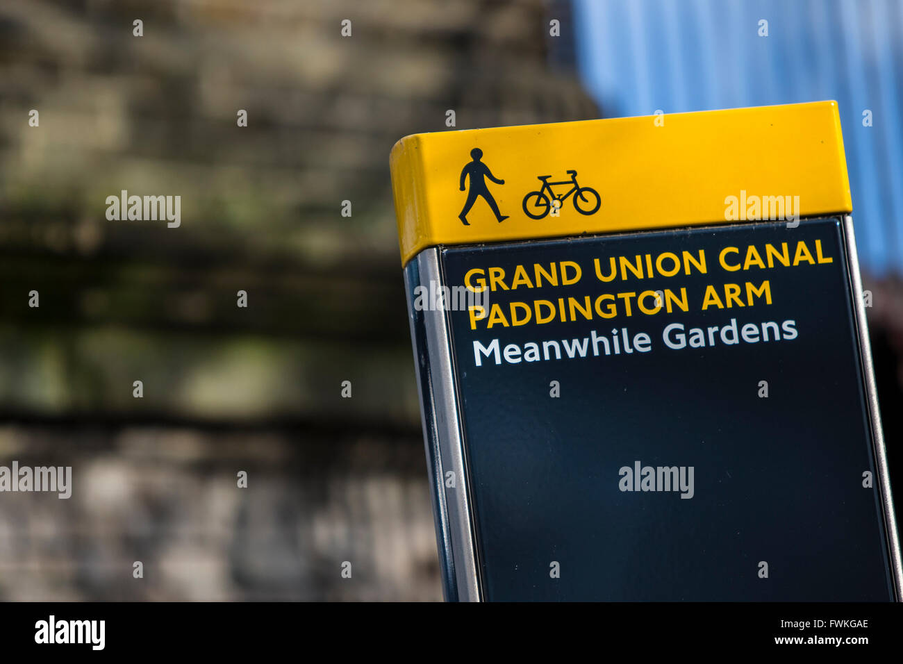 Canal signage hi-res stock photography and images - Alamy