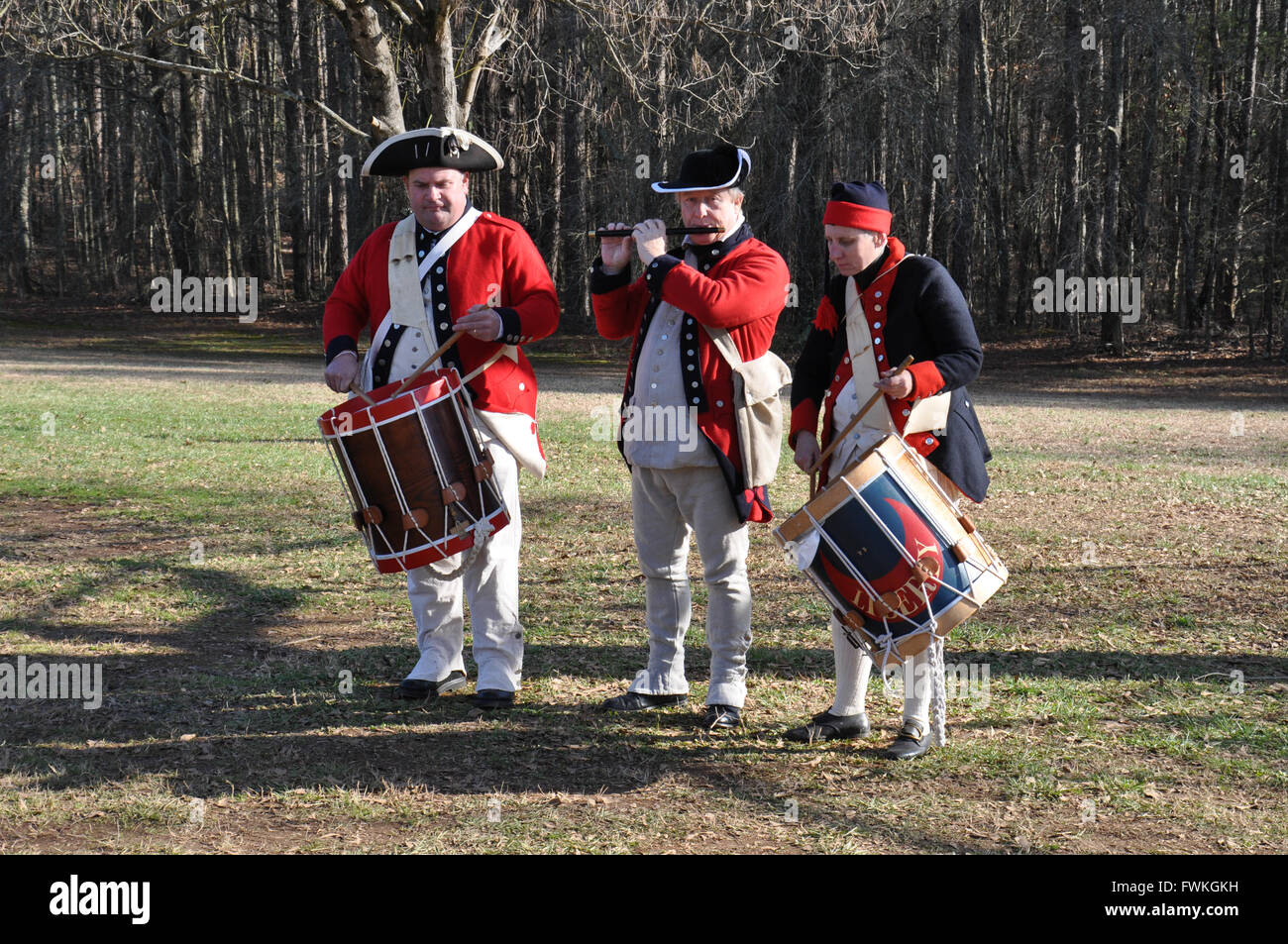 Revolutionary war drum and fife hi-res stock photography and images - Alamy