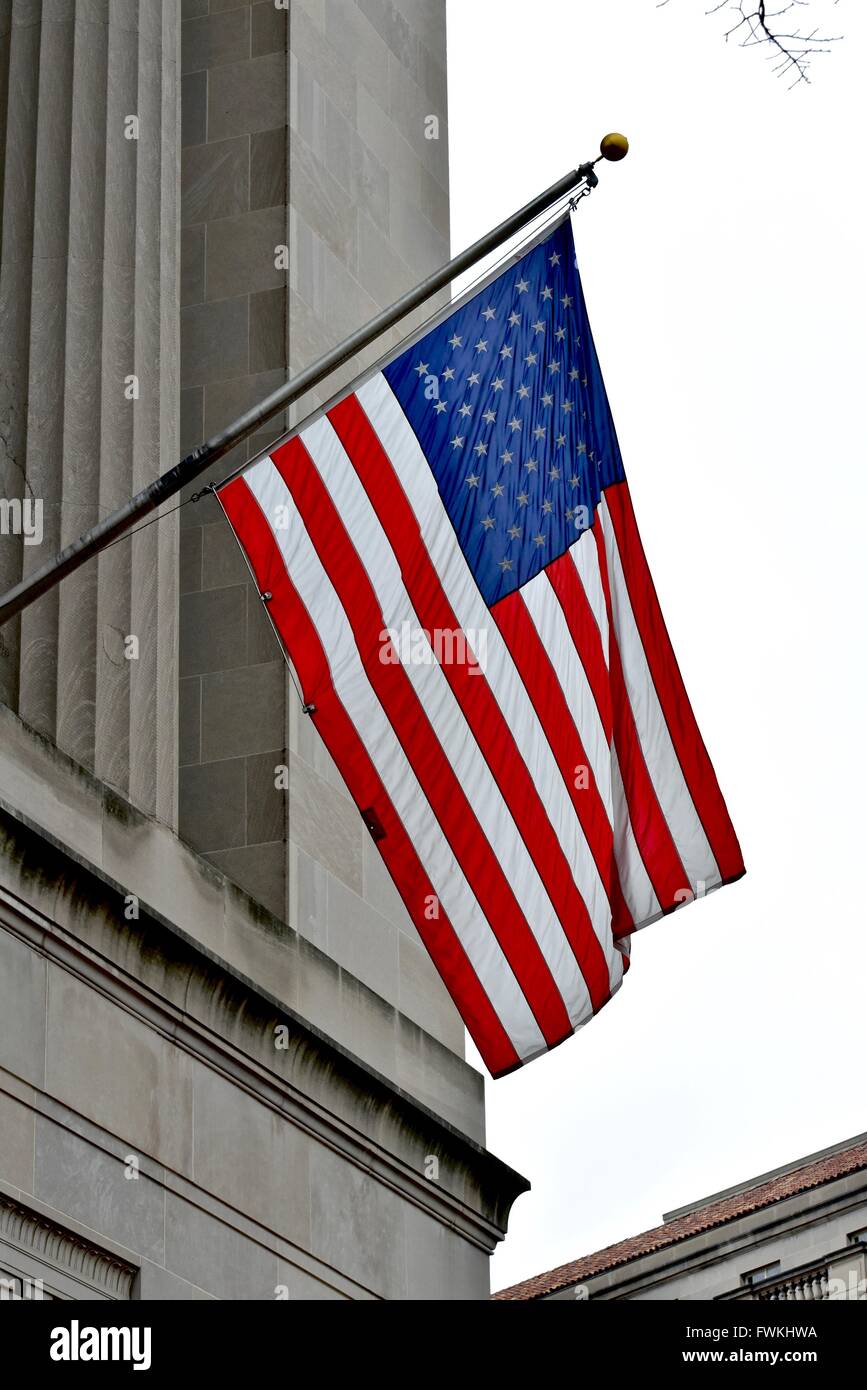 Hanging us flag hi-res stock photography and images - Alamy