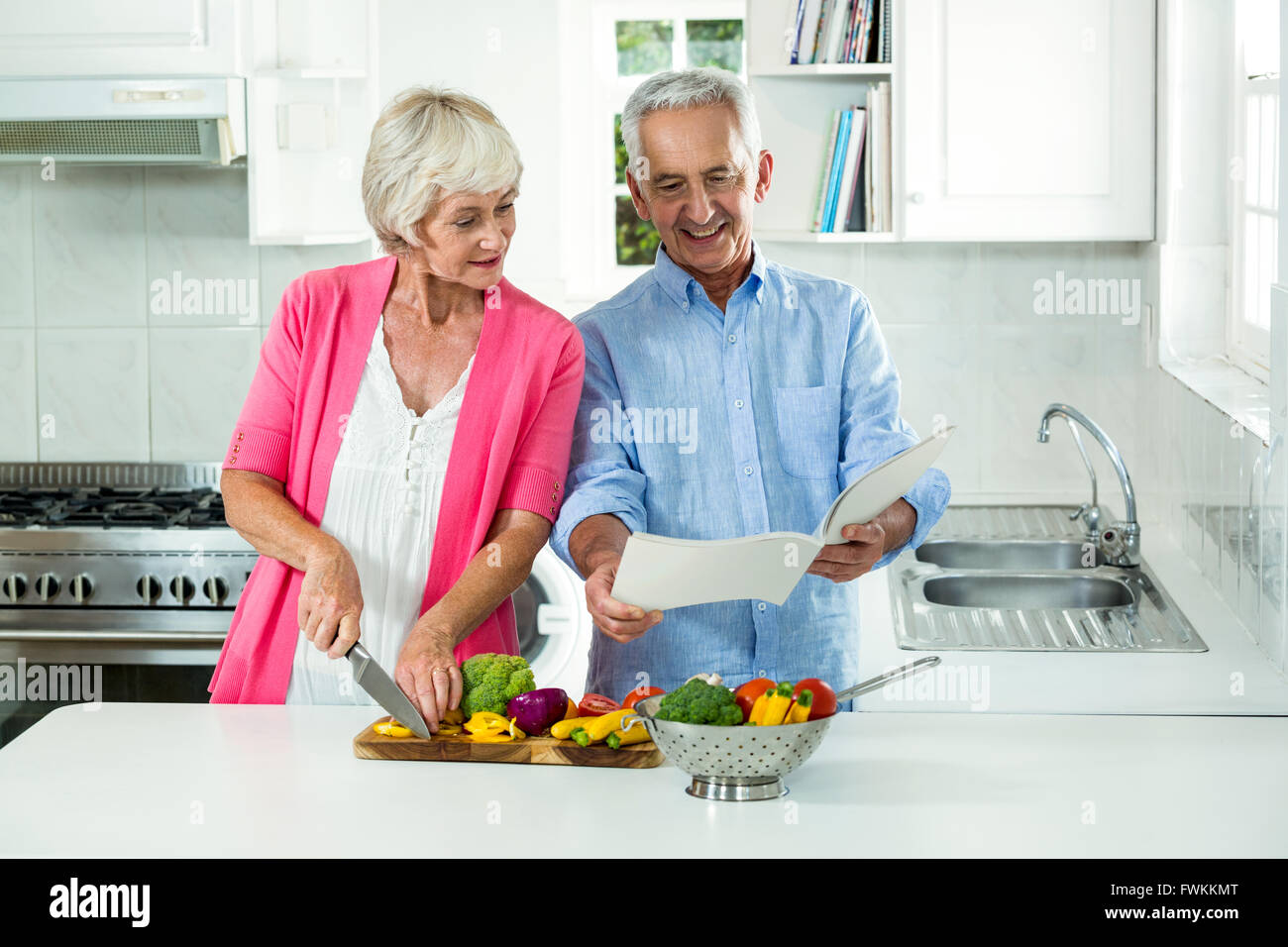Mature man recipe book hi-res stock photography and images - Alamy