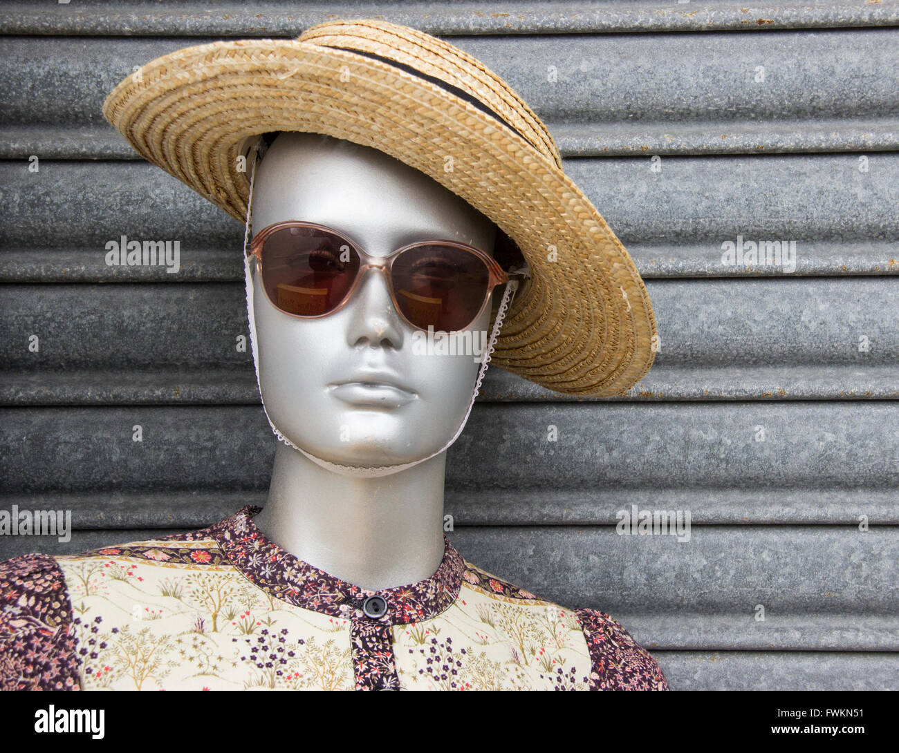 Vintage fashion on sale at the Yellow Yard Derry Stock Photo - Alamy