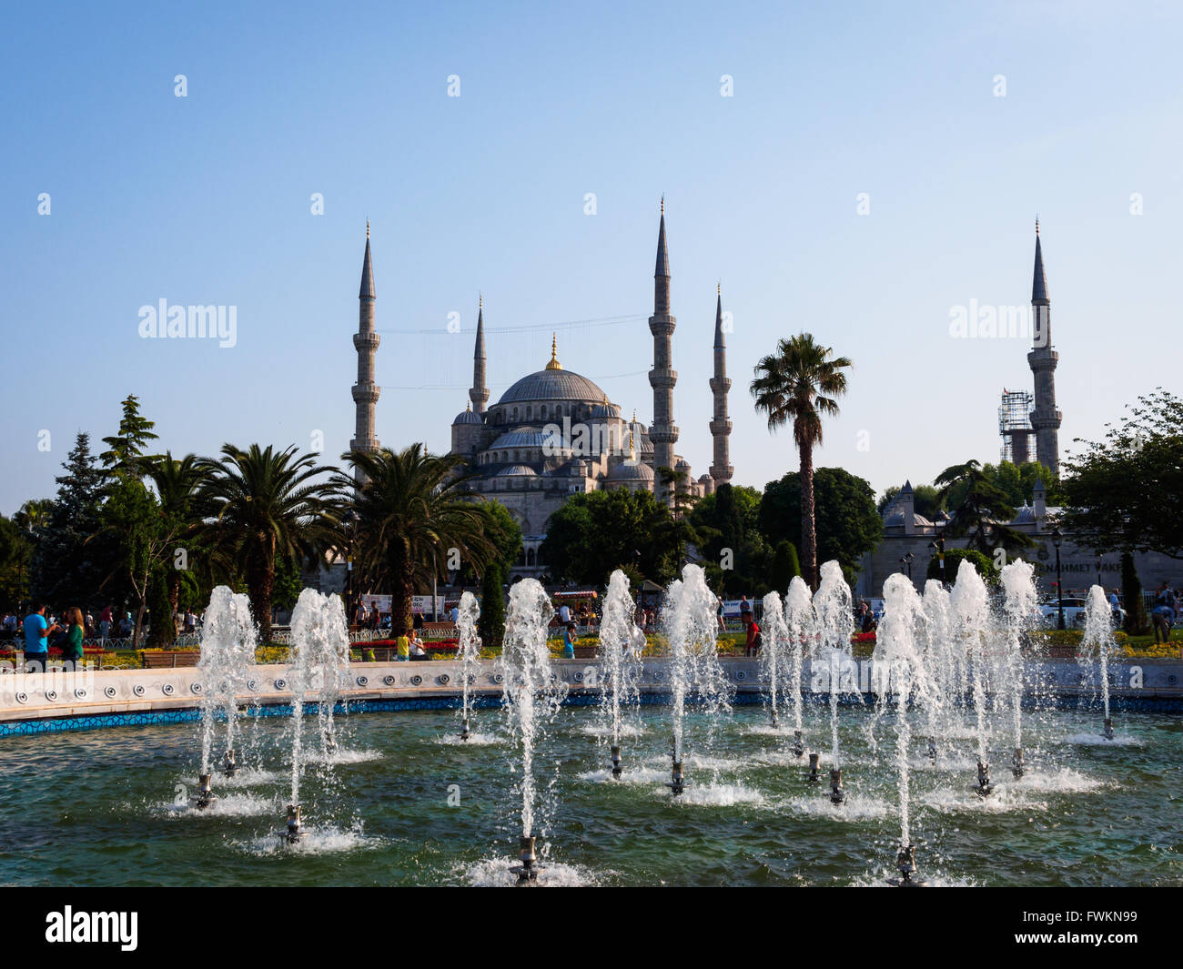 Istanbul blue mosque water hi-res stock photography and images - Alamy