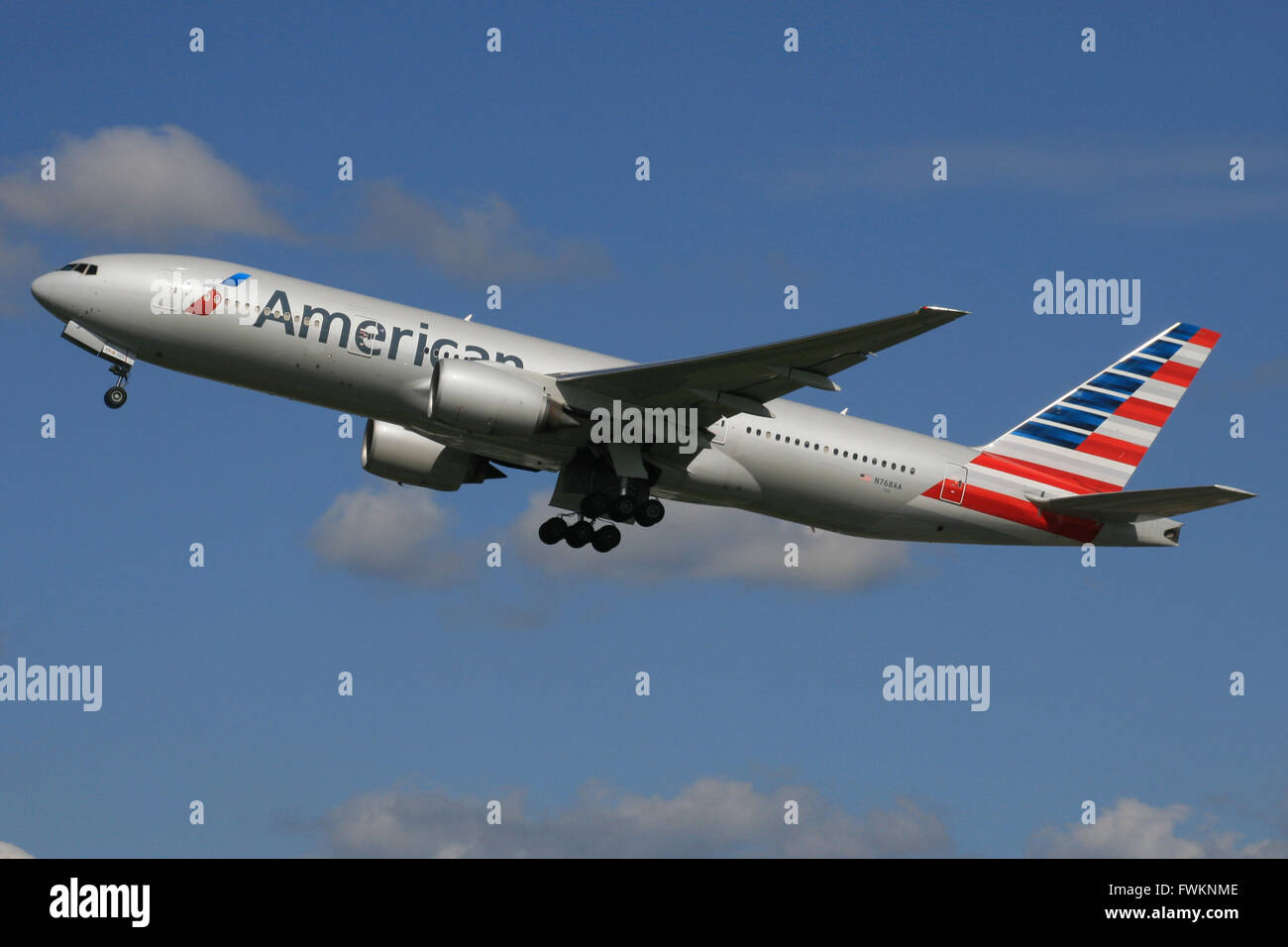 AMERICAN 777 200 Stock Photo - Alamy