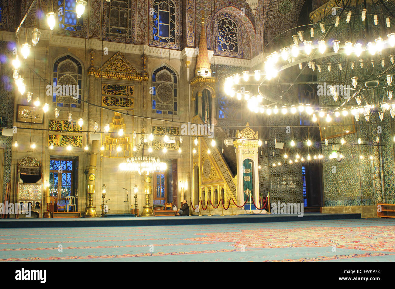 Turkey, Istanbul, The New Mosque or Mosque of the Valide Sultan ...