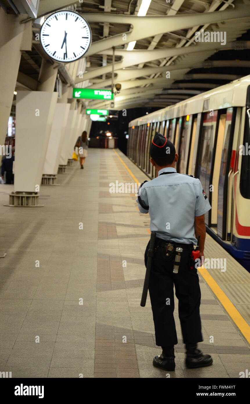 Standing at the station hi-res stock photography and images - Alamy