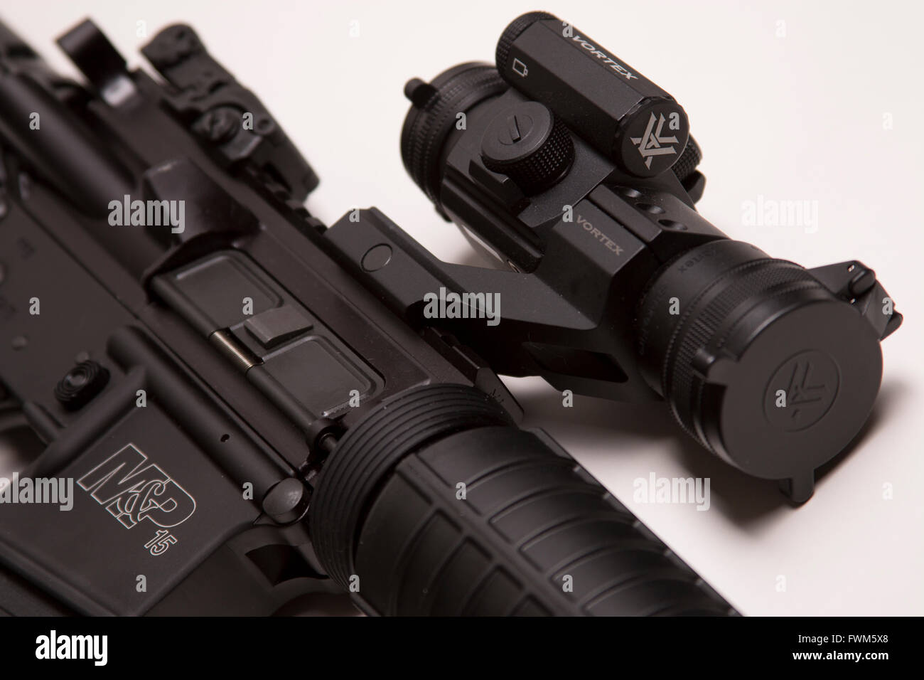 Vortex StrikeFire II scope on a Smith and Wesson M&P15 Rifle Stock ...