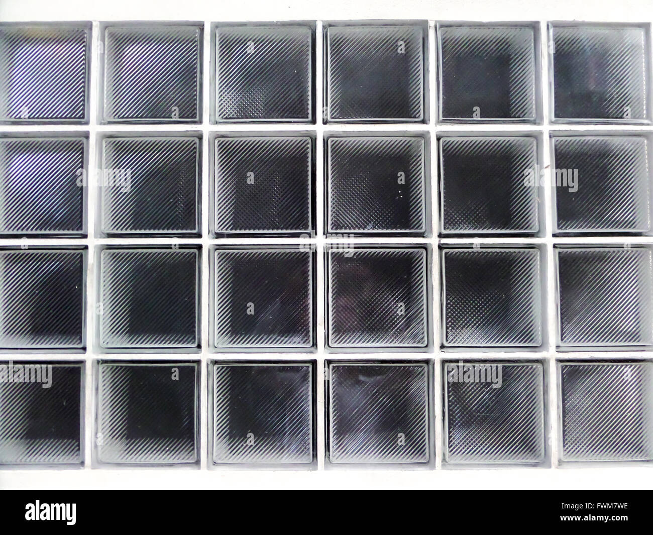 Transparent glass box template hi-res stock photography and images - Alamy