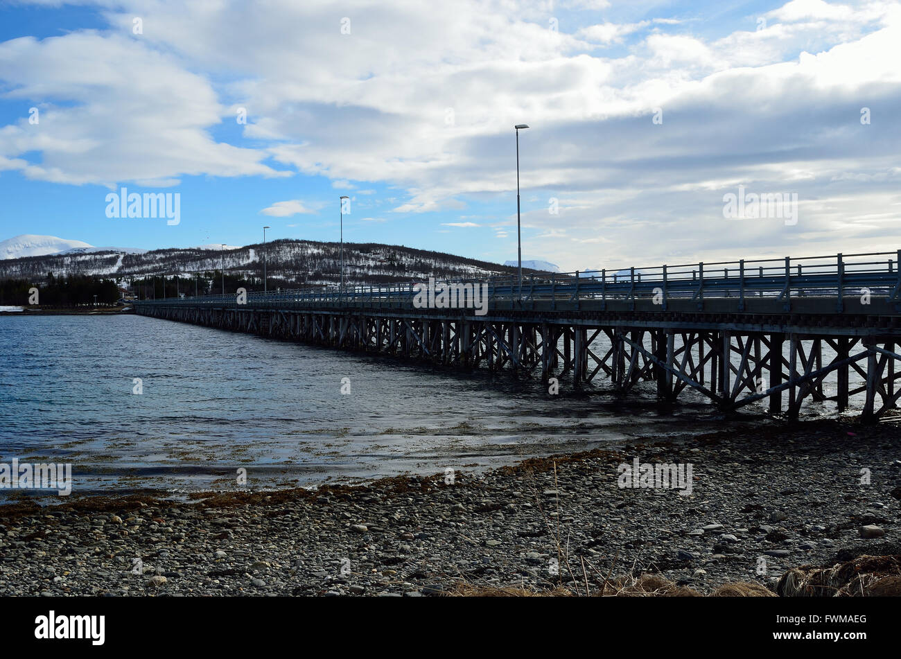 beautiful old bridge crossing two islands over ocean in sunshine Stock ...