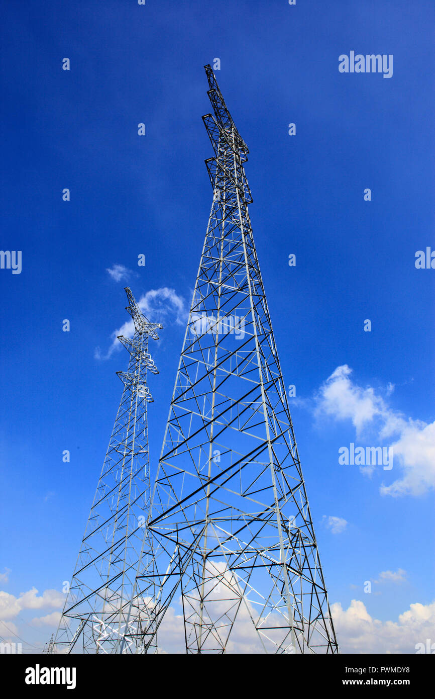 high voltage wire Stock Photo - Alamy