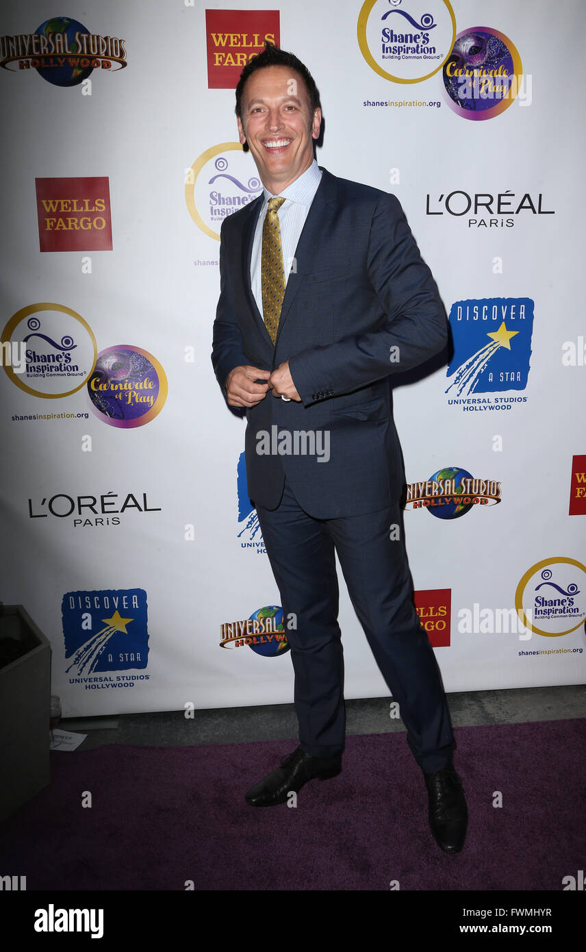 15th Annual Gala 'Carnivale of Play' - Shane's Inspiration Featuring ...