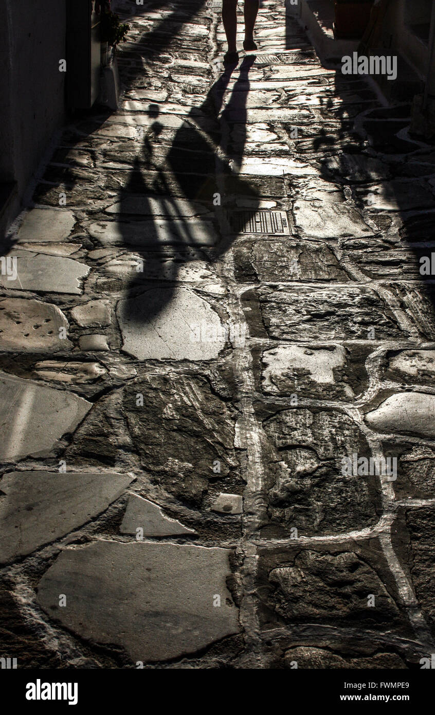 Alley shadow hi-res stock photography and images - Alamy