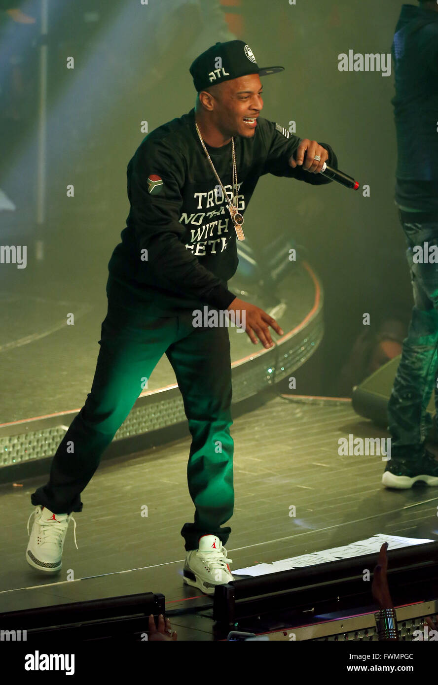 TI Harris performs at Drais Nightclub Featuring: T.I. Harris Where: Las ...