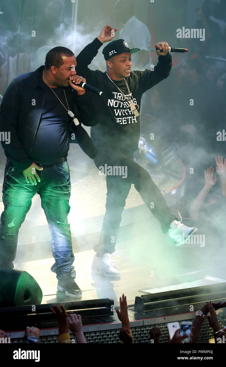 TI Harris performs at Drais Nightclub Featuring: T.I. Harris Where: Las ...