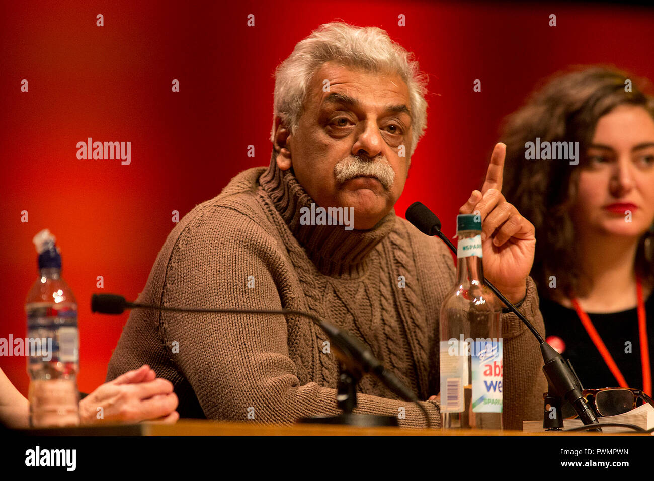 Tariq ali writer High Resolution Stock Photography and Images - Alamy