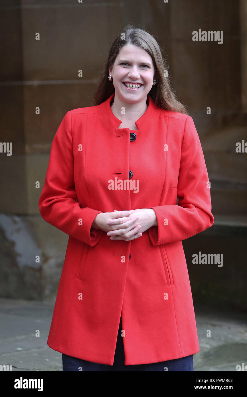 Mother liberal democrat leader jo swinson hi-res stock photography and ...