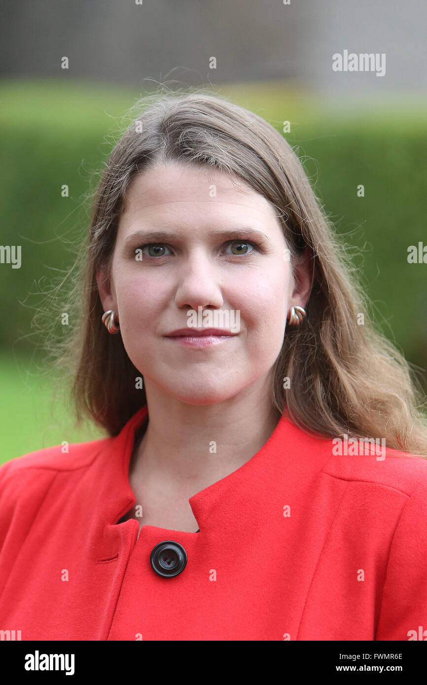 Mother liberal democrat leader jo swinson hi-res stock photography and ...