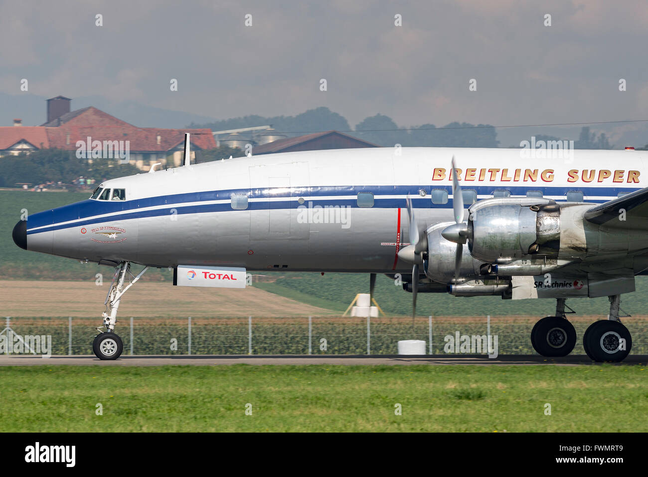 Lockheed l 1049f hi-res stock photography and images - Alamy