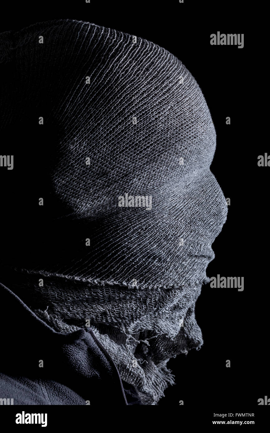 Headshot, man in a rough cotton mask Stock Photo - Alamy