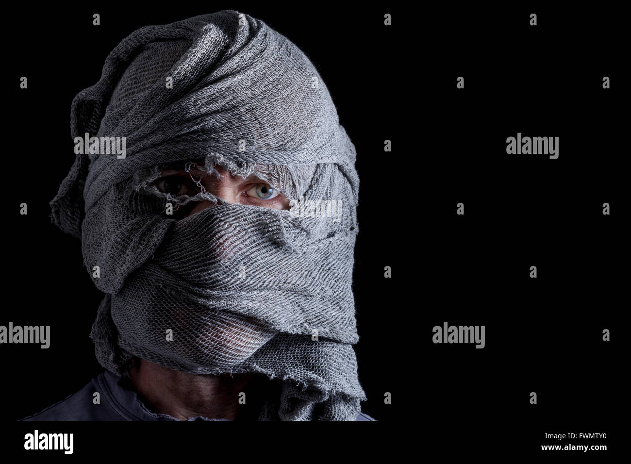 Keffiyeh mask hi-res stock photography and images - Alamy