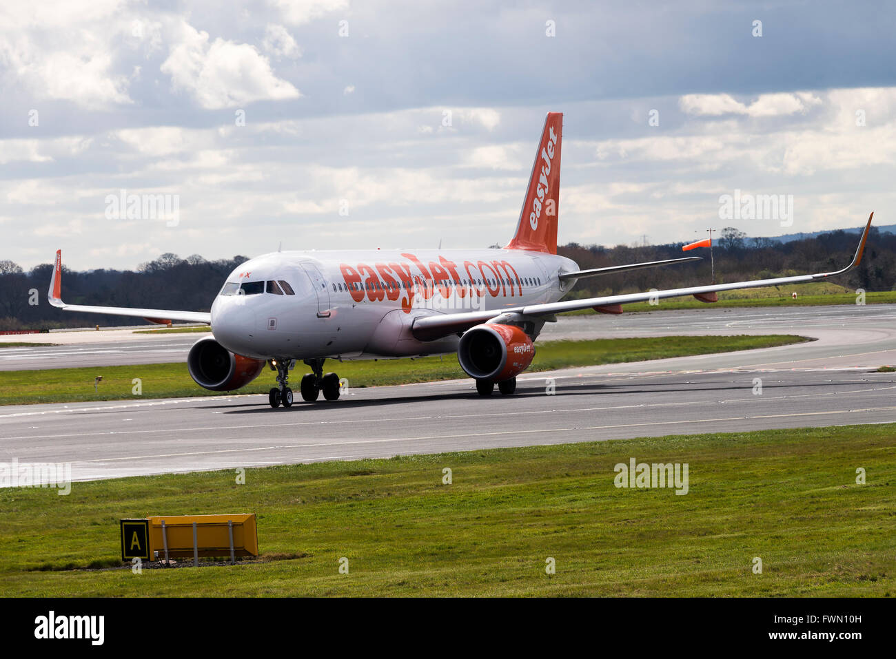 Airbus a320 with winglets hi-res stock photography and images - Alamy