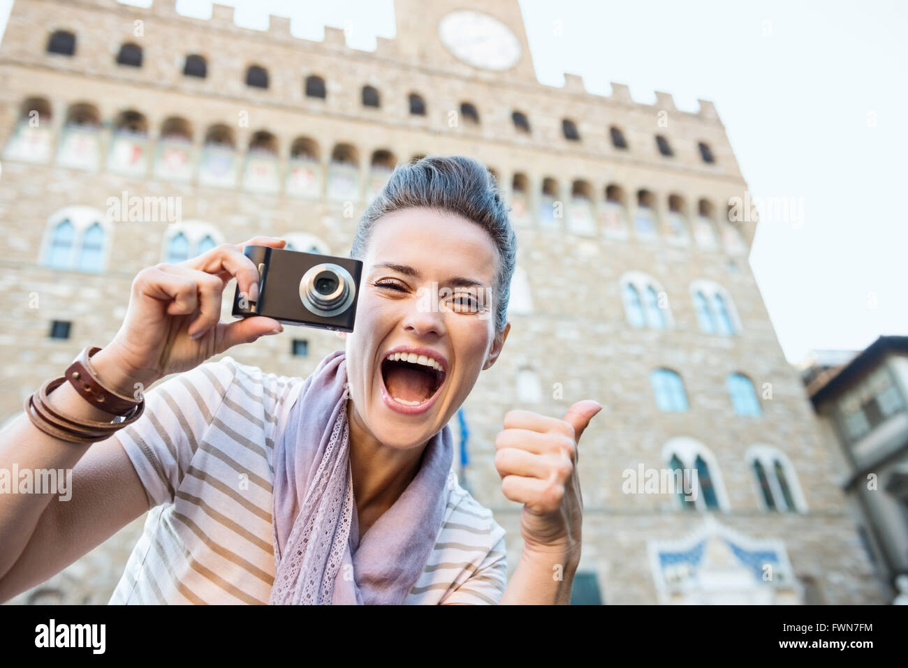 Thumbs up photos hi-res stock photography and images - Alamy