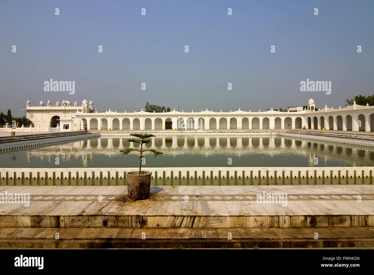 Beautiful Gurdwara Shri Gurdwara Kapal Mochan Sahib, Sikh temple at ...