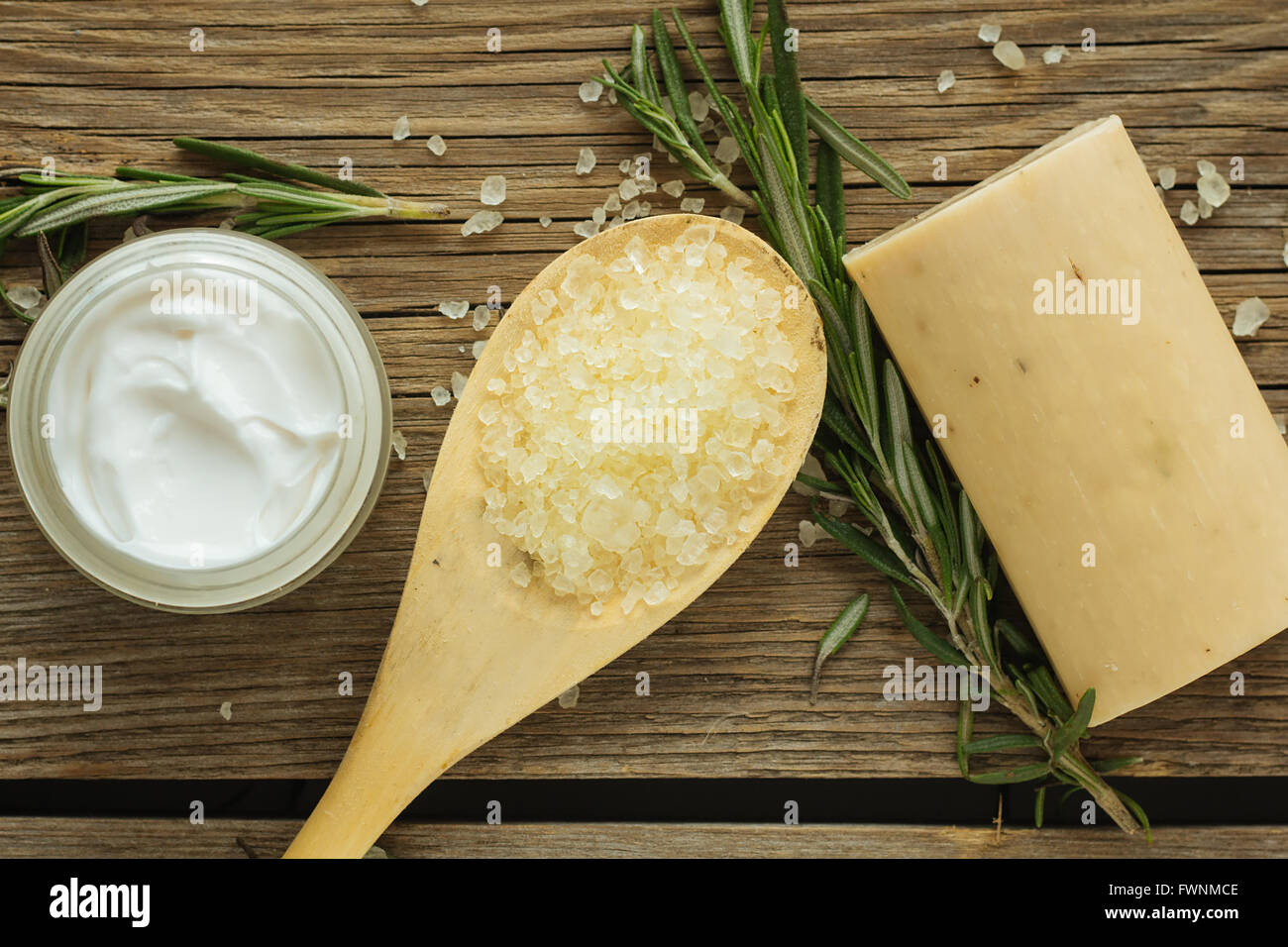 Cream sea hi-res stock photography and images - Alamy