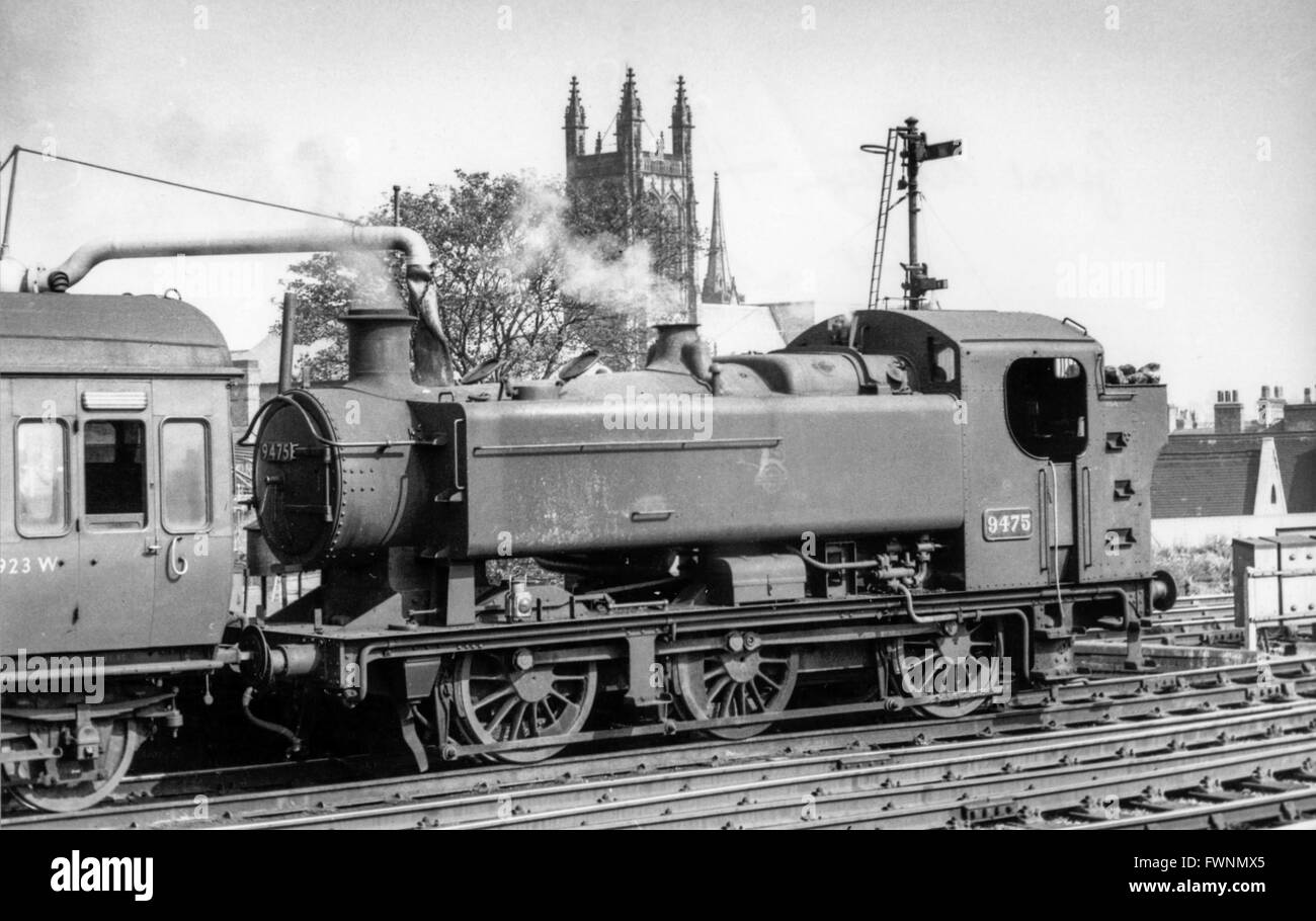 Great Western Hawkesworth 0-6-0PT at Leamington Stock Photo - Alamy